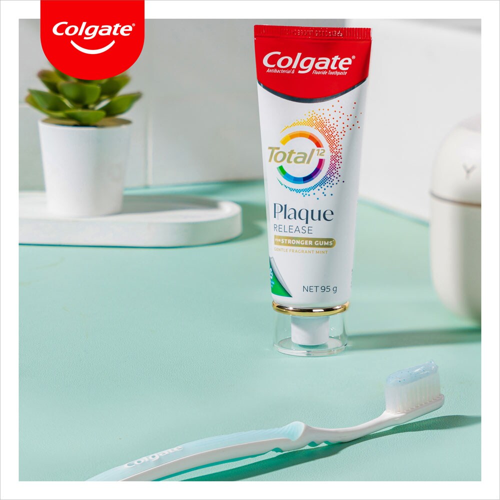 Colgate® Slim Soft Advanced Toothbrush | Colgate®